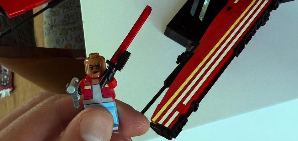 Поклонник создал набор LEGO по мотивам Intergalactic: The Heretic ...